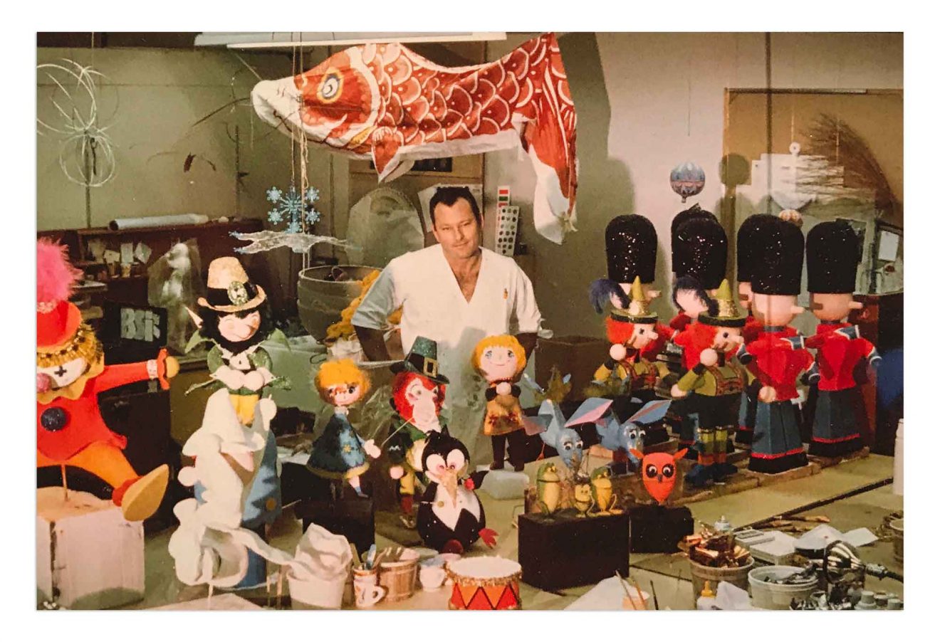 Rolly Crump: Disney Inspirations – Postcard Inspirations